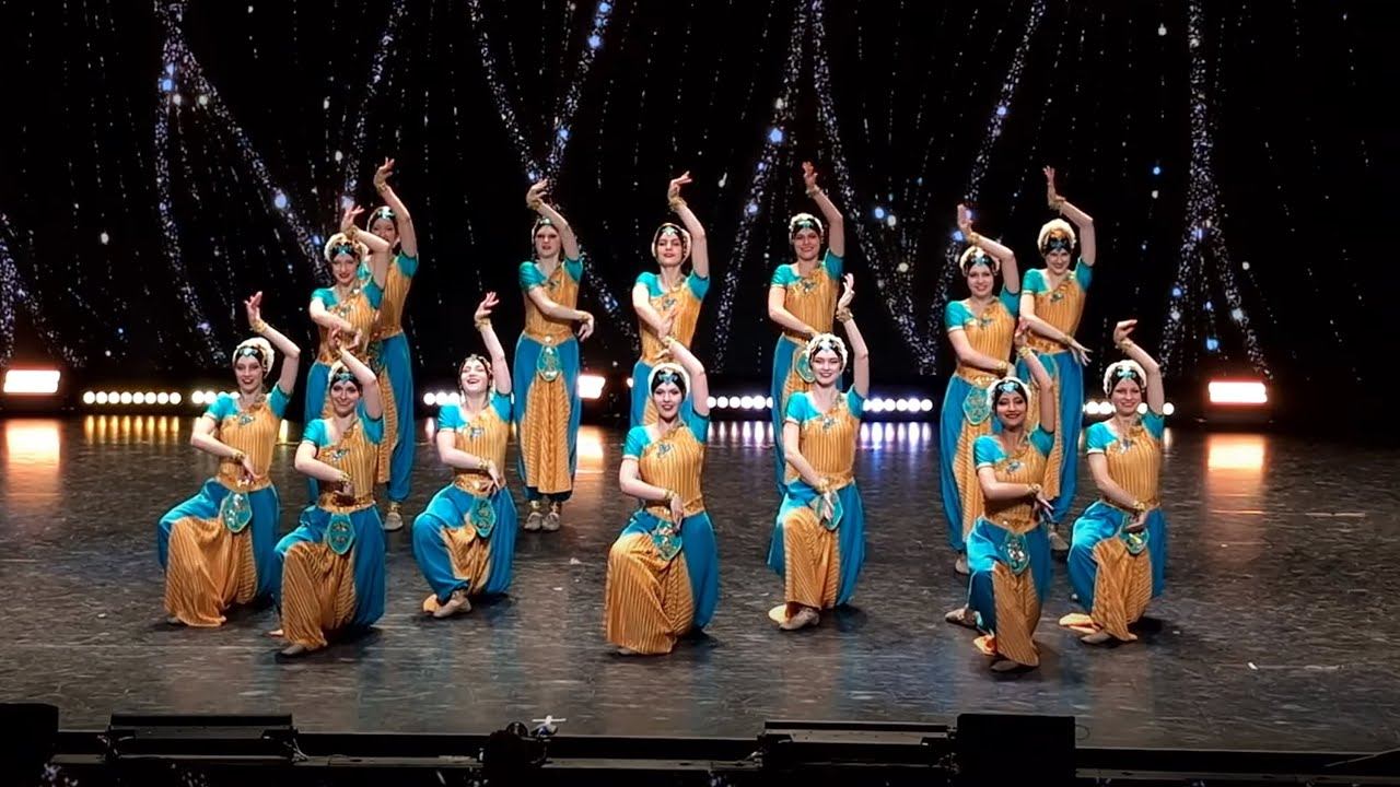 Индийский танец "Золотой лотос"