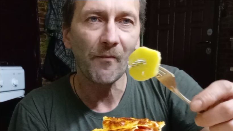 МУКБАНГ | КАРТОФЕЛЬНАЯ ЗАПЕКАНКА С КУРИНОЙ ГРУДКОЙ В ДУХОВКЕ | КВАШЕННАЯ КАПУСТА...