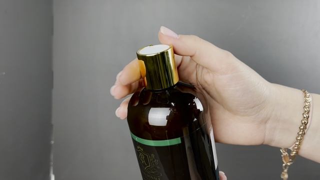 Шампунь для собак концентрат Crown Royale Biovite Shampoo №3 473 мл