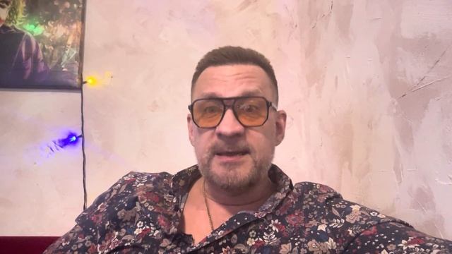 Как только ты начнешь подстраиваться под женщину ,она перестанет тебя уважать