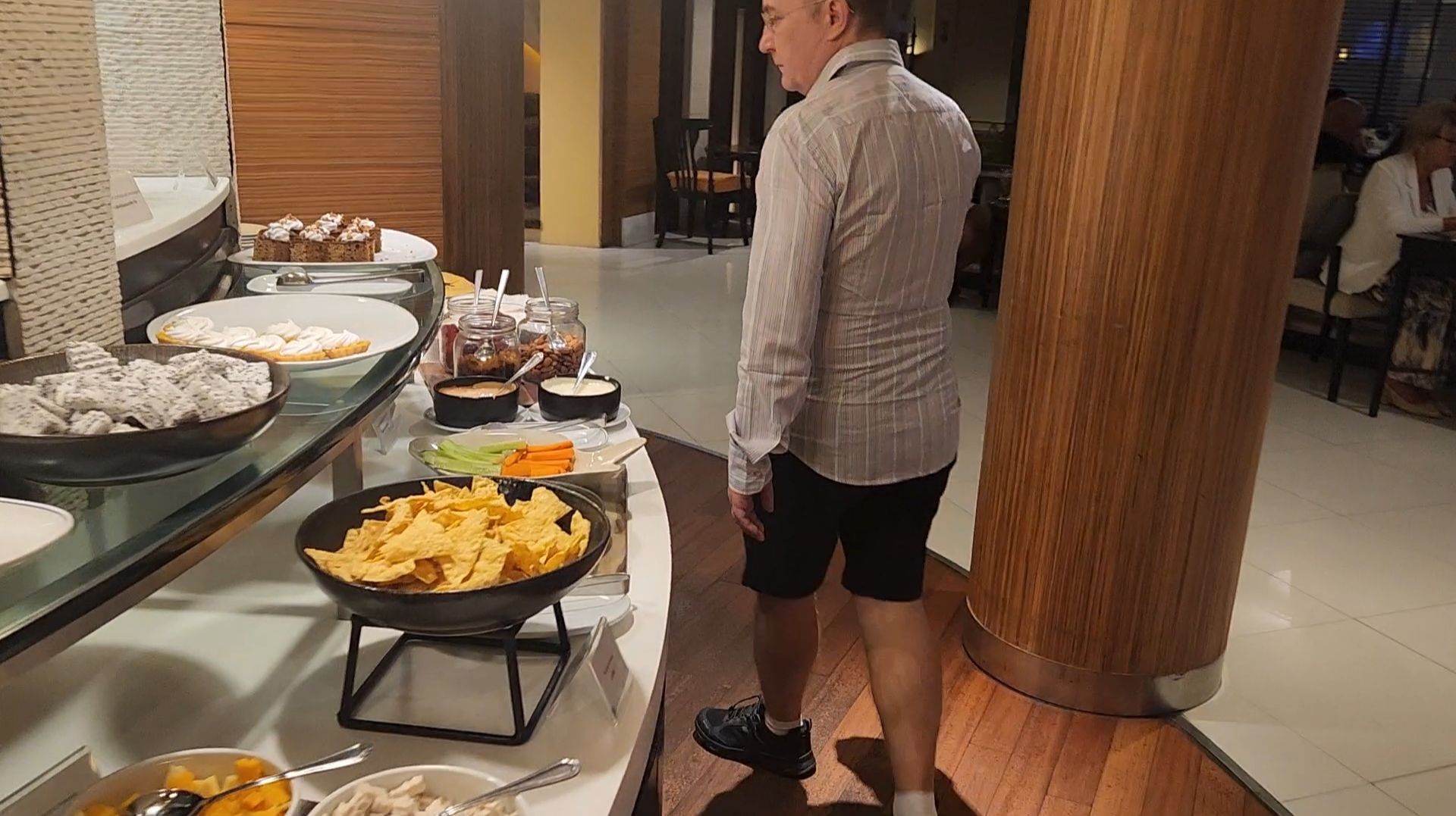 Счастливые часы ⏰️ 🍸🧉 🫖 в отеле Dusit Thani Паттайя 🌴