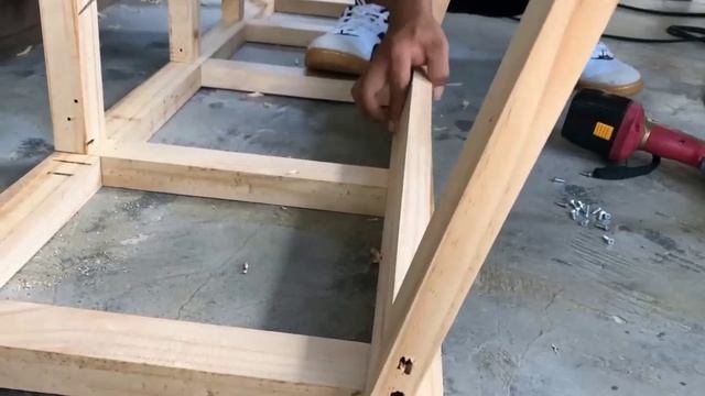 Компактный складной стол для максимальной производительности