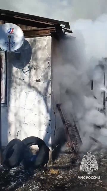 Горловские пожарные защитили от огня жилые дома