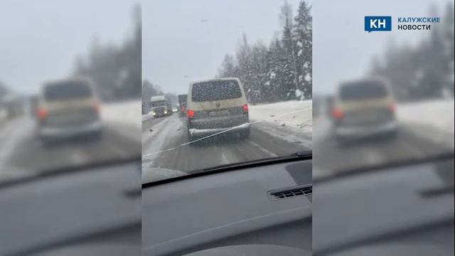 Кадры столкновения ГАЗели и грузовика DAF на калужской трассе