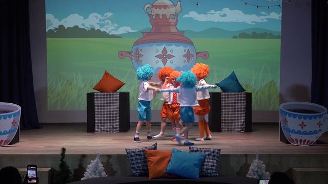 Спектакль_Муха-Цокотуха младшая группа