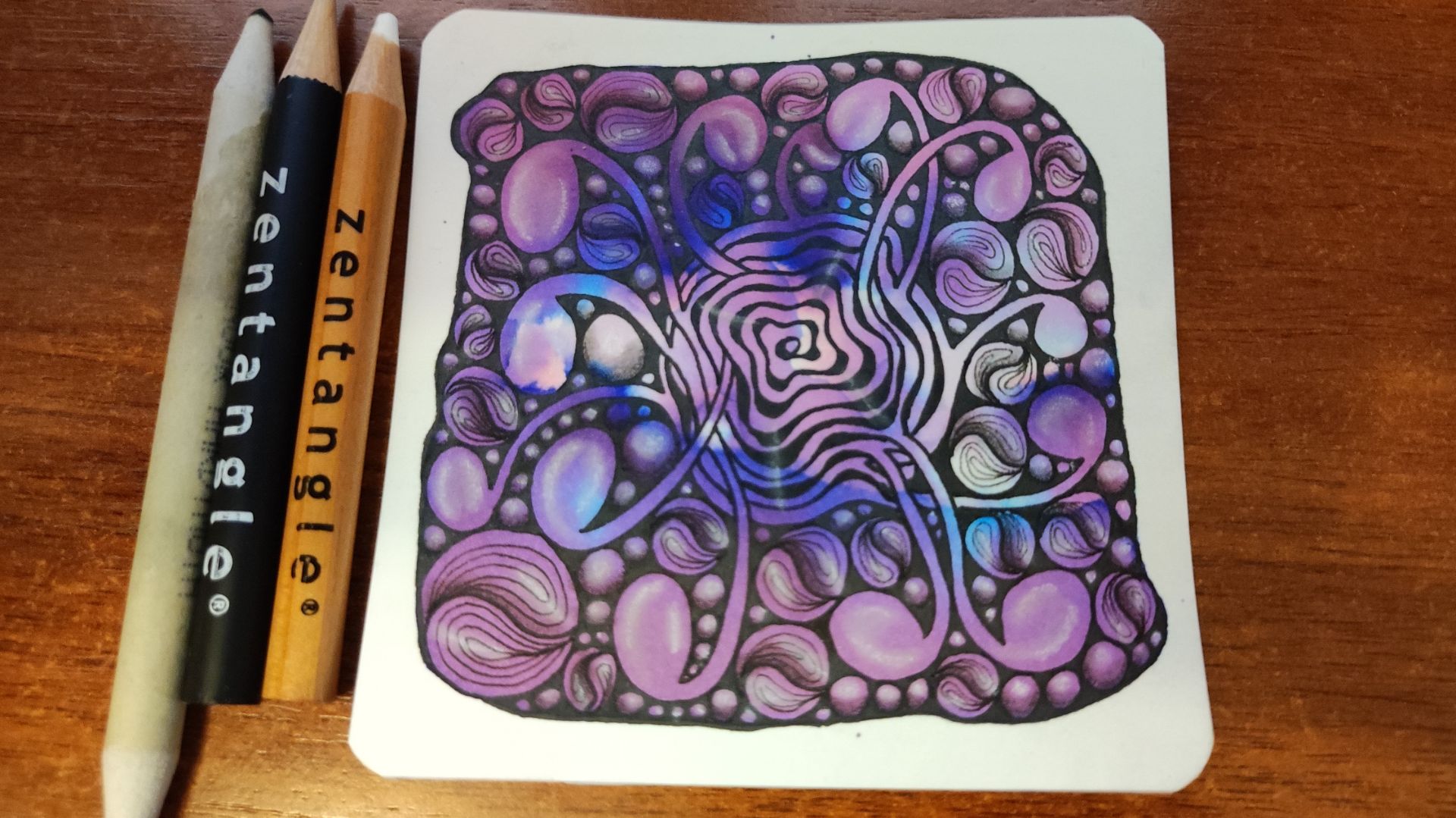 Зентангл Цветочные переплетения