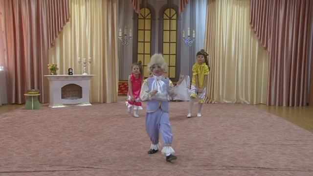 Сказка золушка. Учитель танцев.