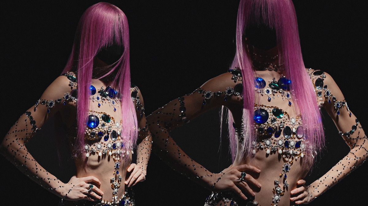 déRobé - BULGAKOVA BONCHINCHE (by Kutenkov & Yulia Lavanda) - House of Bonchinche - Бончинче