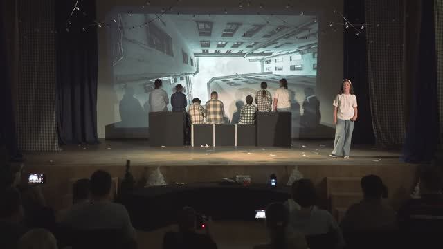 Спектакль_НЕ ВКонтакте старшая группа