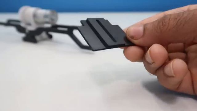 Радиоуправляемый краулер ручной работы из ПВХ