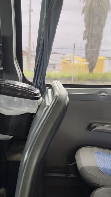 отельный автобус везёт из аэропорта