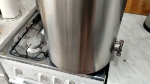 Солянка в автоклаве. усовершенствованы рецепт.