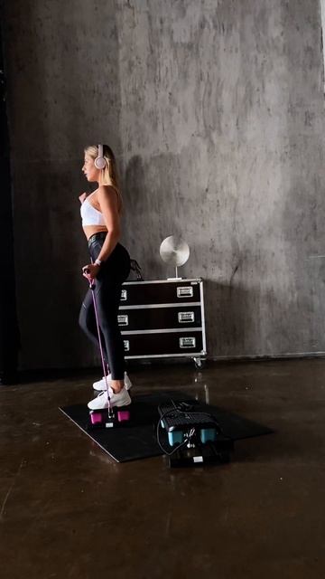 Степпер-платформа DFC SC-S107 с эспандерами для дома