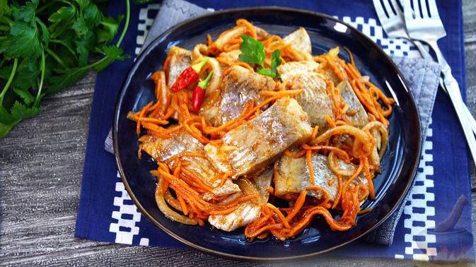 СЕЛЁДКА ПО-КОРЕЙСКИ