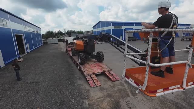 Отгрузили сразу 4 дизельных коленчатых подъёмника SKYBOOM GTZZ-38J с рабочей высотой 40,1 м