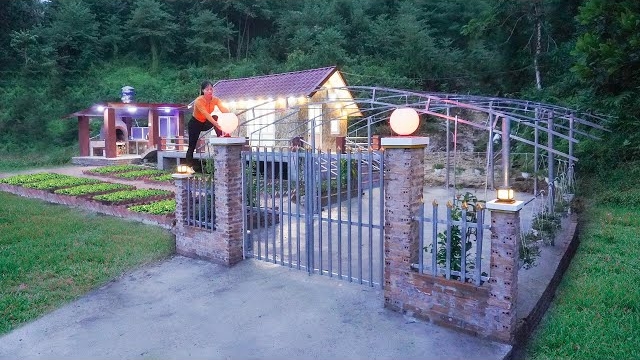 Строю купол беседку. Установка системы освещения ворот. Серия 20. Ли Фук Ви