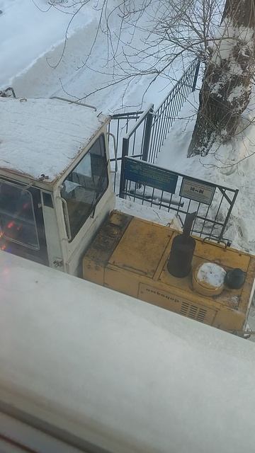 №1295 Двор П. Осипенко 48. 12 января 2026 г., 15:02:41 VID_20260112_150223865