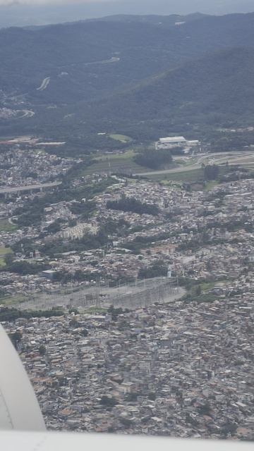 на посадку в Бразилии