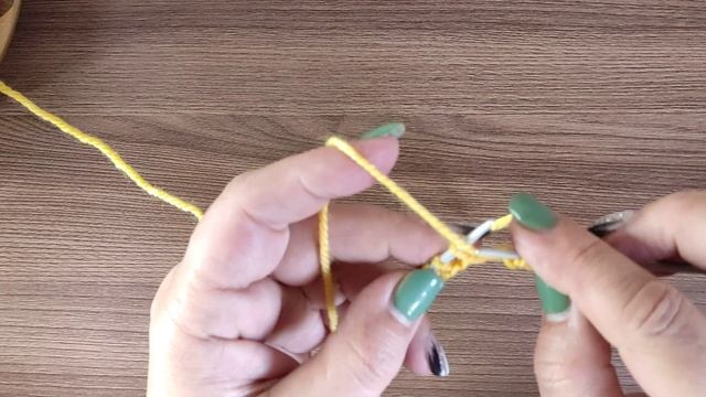 ВЯЖЕМ ИЗНАНОЧНЫЕ ПЕТЛИ