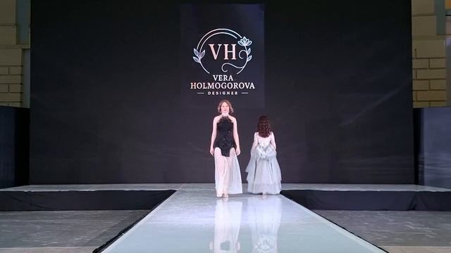 Live: ВЫСТАВКА-ФОРУМ "УНИКАЛЬНАЯ РОССИЯ". МОДНЫЕ ДНИ УНИКАЛЬНАЯ РОССИЯ