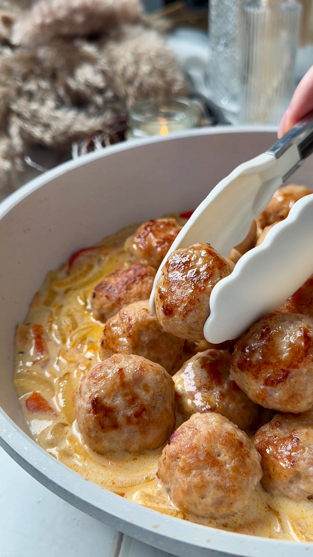 Фрикадельки в соусе🤍