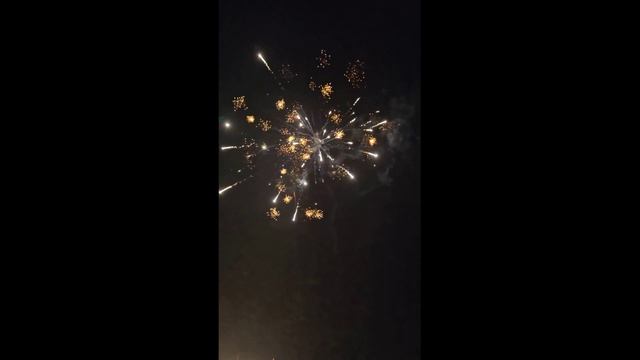 Фейерверк С днём рождения 14.02.2026