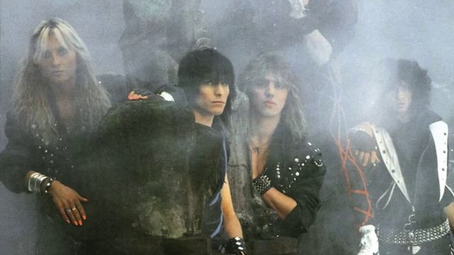 05 - Down And Out (WARLOCK)