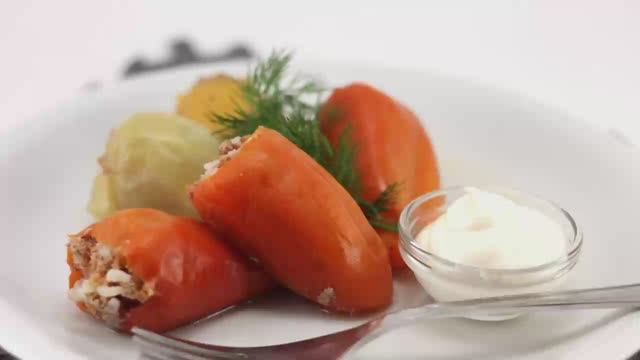 Фаршированный перец с рисом и фаршем в кастрюле - самый доступный рецепт!