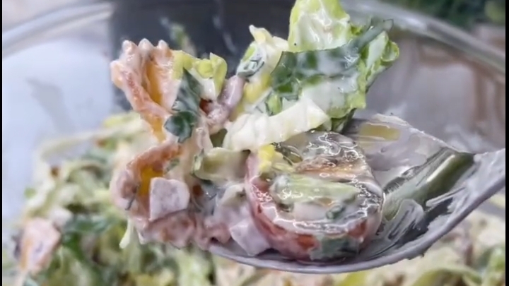 САЛАТ с хрустящей пастой💥 Это ну очень вкусно, рекомендую попробовать...🥗🍝😋