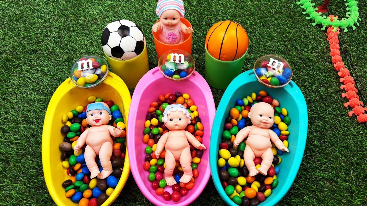 Мультики для девочек про куколки. Маленькие куклы с яркими шариками. Смотреть мультики для детей