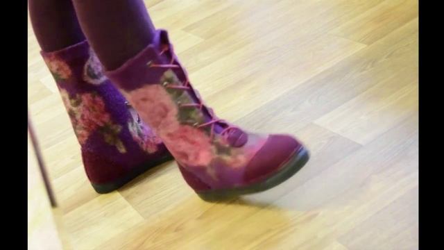 Валенки ручной работы с павловопосадским платком