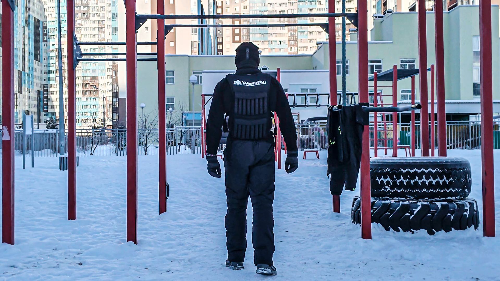 Так ЗАКАЛЯЕТСЯ ХАРАКТЕР! 30 КРУГОВ в мороз -15° (Полная тренировка: 1К+ Повторений с доп +16кг)