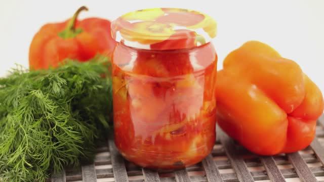 Лечо из болгарского перца на зиму с помидорами, морковью и луком - вкусный рецепт, пробуйте!