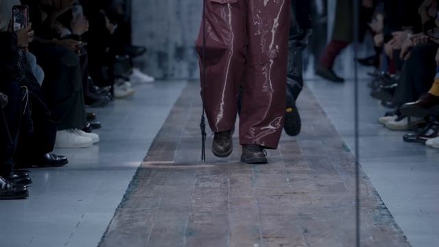 Показ мужской коллекции Yohji Yamamoto осень-зима 2026-2027