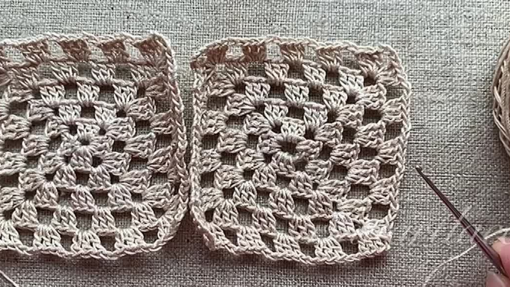 Соединение квадратных мотивов крючком  4 способами соединений