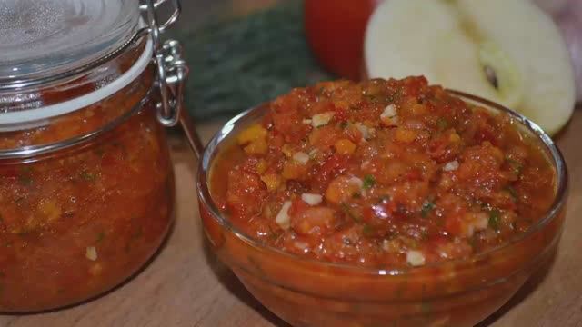 Аджика со свеклой на зиму - неклассический рецепт свекольной аджики!