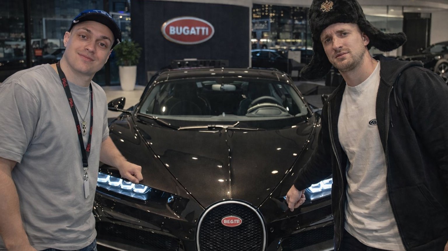 БУСТЕР, ЛИТВИН И ЛИМБА ПОКУПАЮТ БУГАТТИ В ДУБАЕ