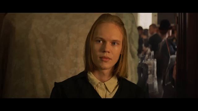 БЕССЛАВНЫЕ УБЛЮДКИ, но бюджет один круассан