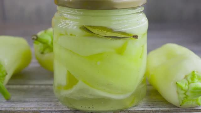 Перец в медовой заливке на зиму - простой рецепт консервации перца в маринаде!