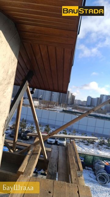 Облицовка свесов кровли - ручная работа