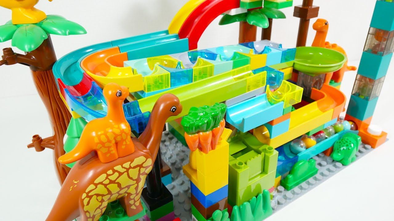 СТРОИМ ЦВЕТНУЮ ГОРКУ ДЛЯ ШАРИКОВ С ДИНОЗАВРАМИ АСМР ВИДЕО ДЛЯ ДЕТЕЙ ДЕТСКИЙ КАНАЛ ИГРАЛКИ-ЗАЛИПАЛКИ