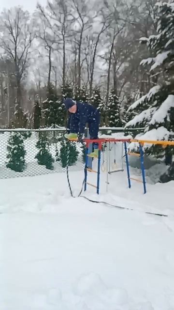 Это я когда прыгаю и застреваю