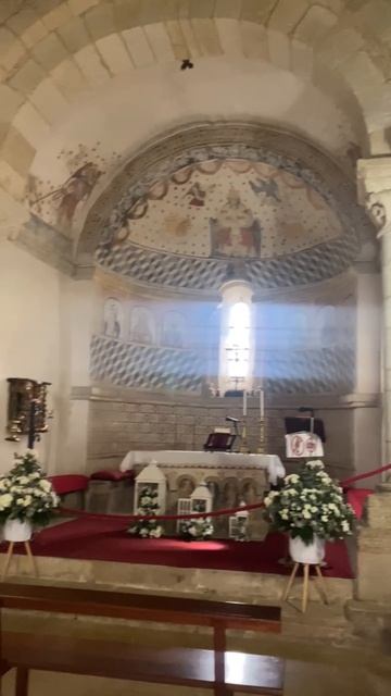 Церковь Санта‑Мария де Мелиде. Испания