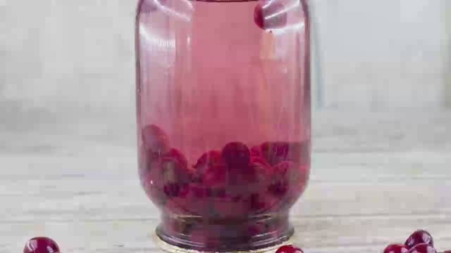 Самый простой и вкусный компот из вишни с косточками - никакой возни, все быстро!