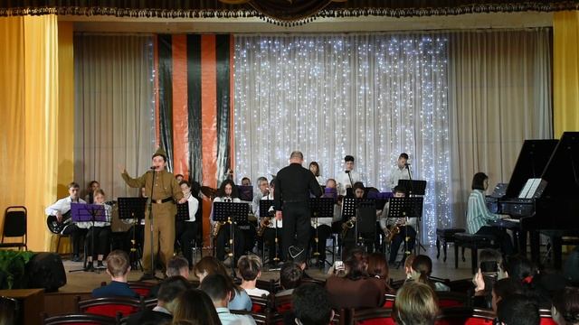 Левдик Даниил и оркестр БРИЗ - День Победы