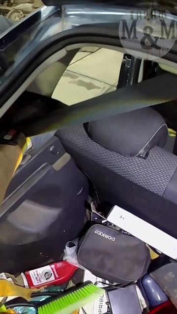 Lada Granta снятие обшивки багажника