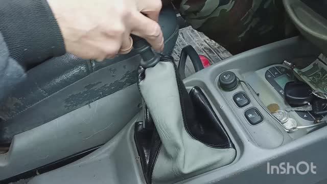 перетяжка ручки КПП, установка чехла на рычаг переключения передач