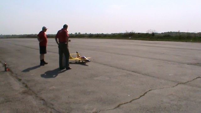 Взлёт Реактивной модели самолёта (одна из двух на всю Пермь ! ), пилот Роман Плетнёв