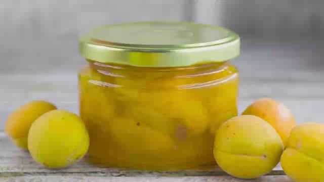 Варенье из абрикосов дольками на зиму - самый простой вариант абрикосового варенья!