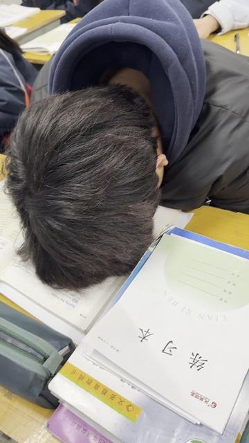 Зубилки - смешные звуки школьный храп_hd_original